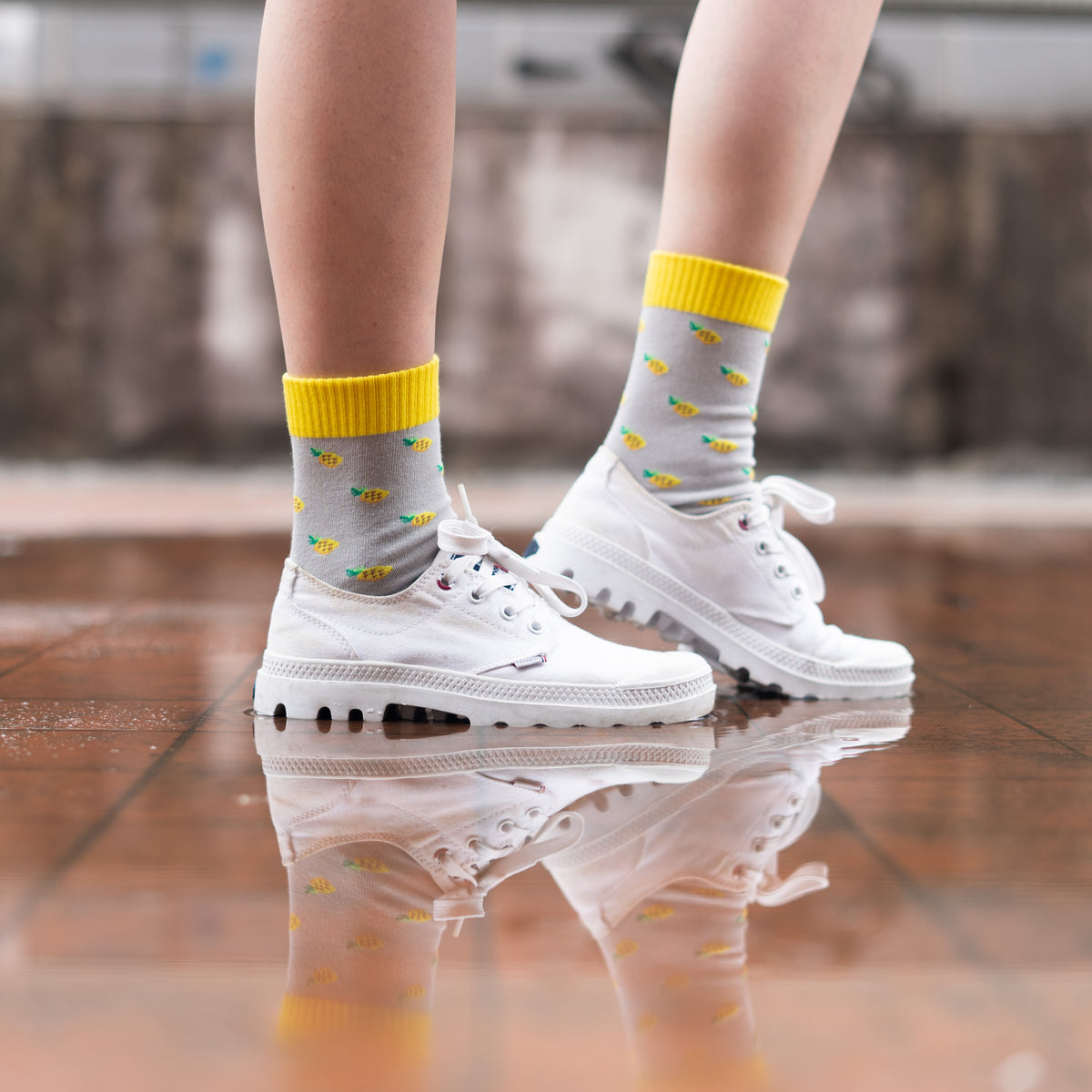 Pineapple Socks – Playful Socks